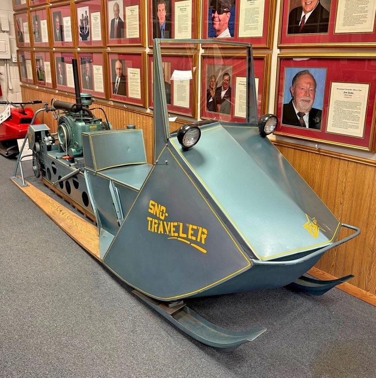 Snowmobiles – World Snowmobile Headquarters